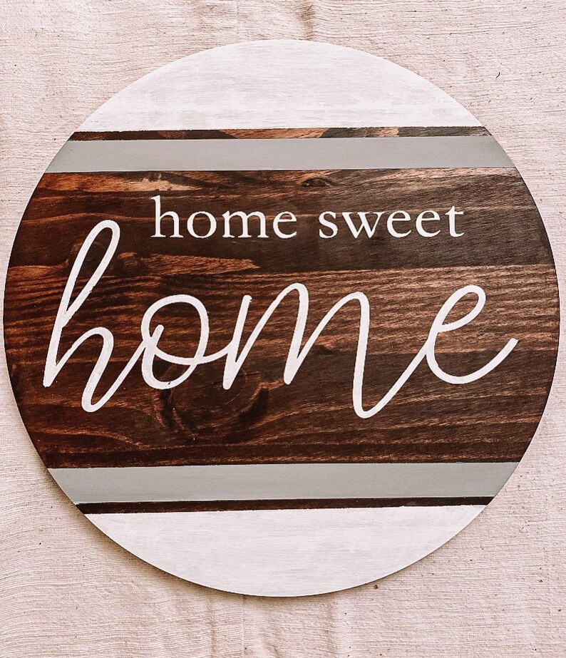 Customizable Circular Wooden Welcome Sign - Etsy