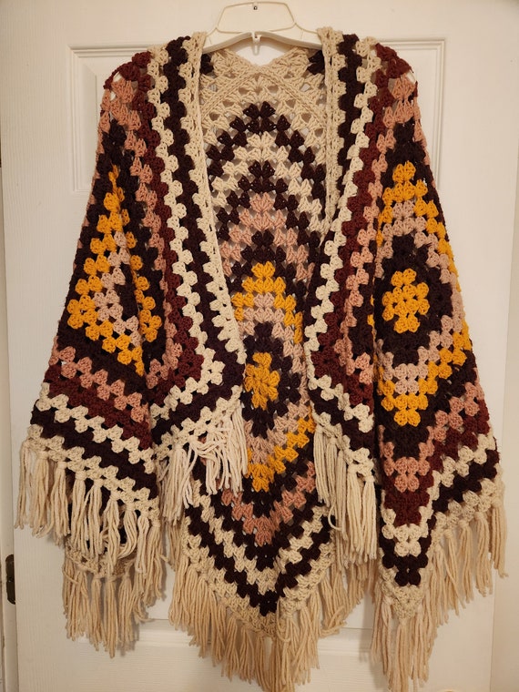 crochet shawl vintage 70s - Gem