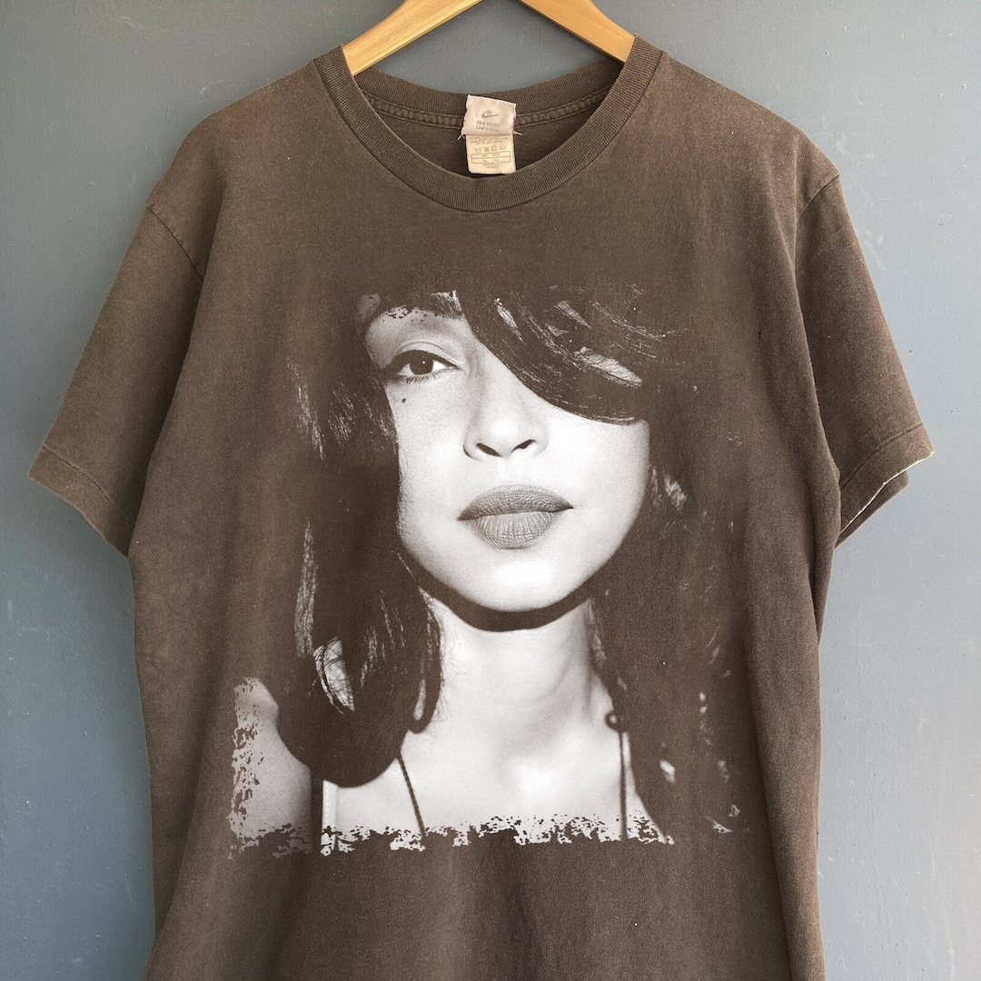Sade Adu Graphic Tshirt, Vintage Sade Tshirt, 90s Sade Shirt, Music ...