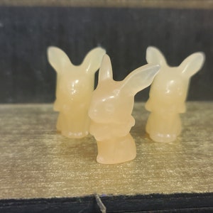 Mini Jolteon Carving- Eeveelutions - Yellow Calcite - Chakras- Magical ...