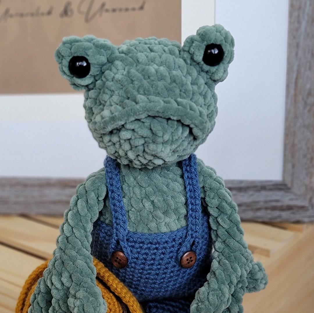 Herbert the Frog Crochet Pattern – Low Sew Doll With Overalls (PDF ...