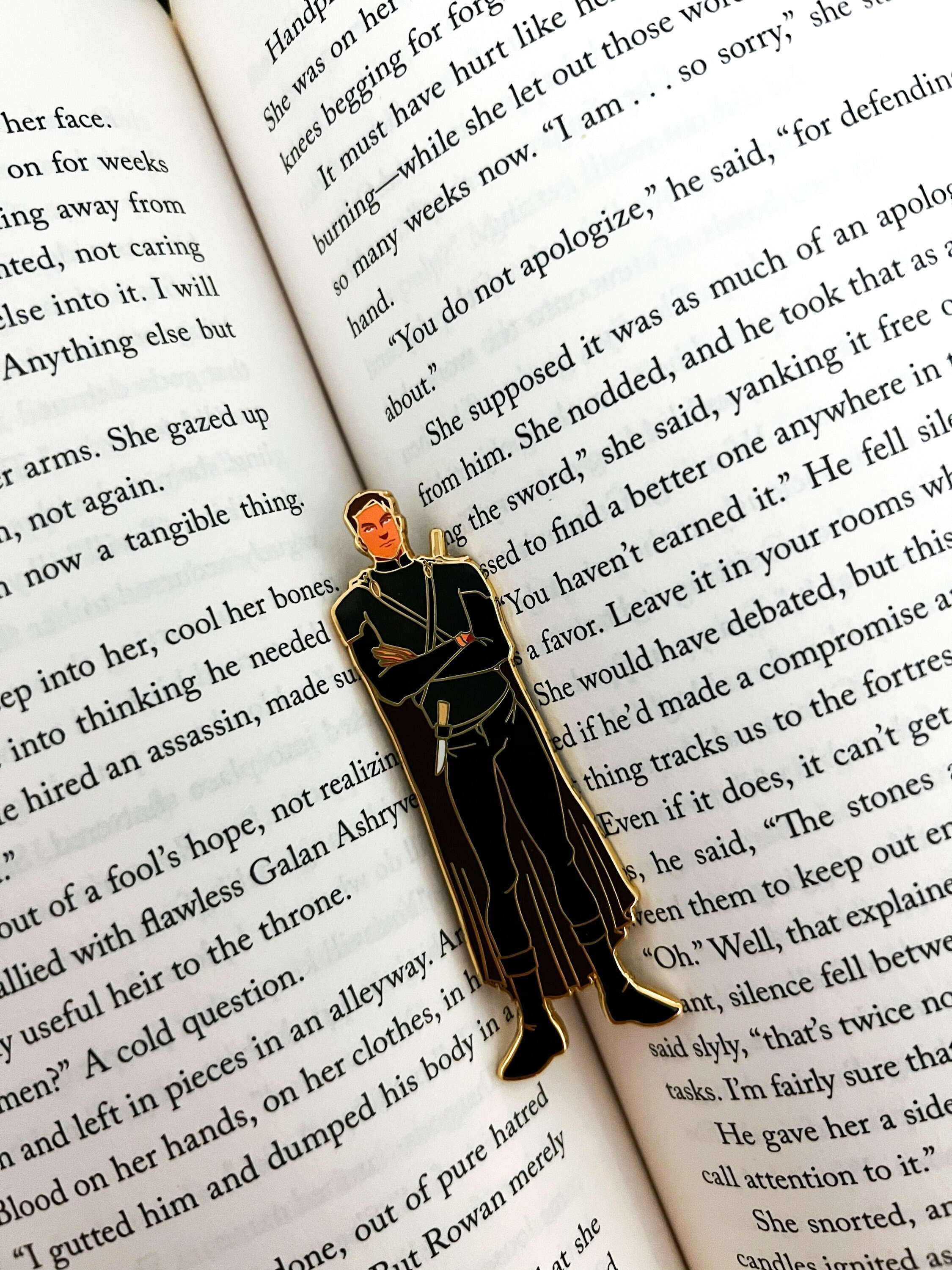 Chaol Westfall Throne of Glass Pin Tog Merch SJM Merch Rowaelin Merch ...