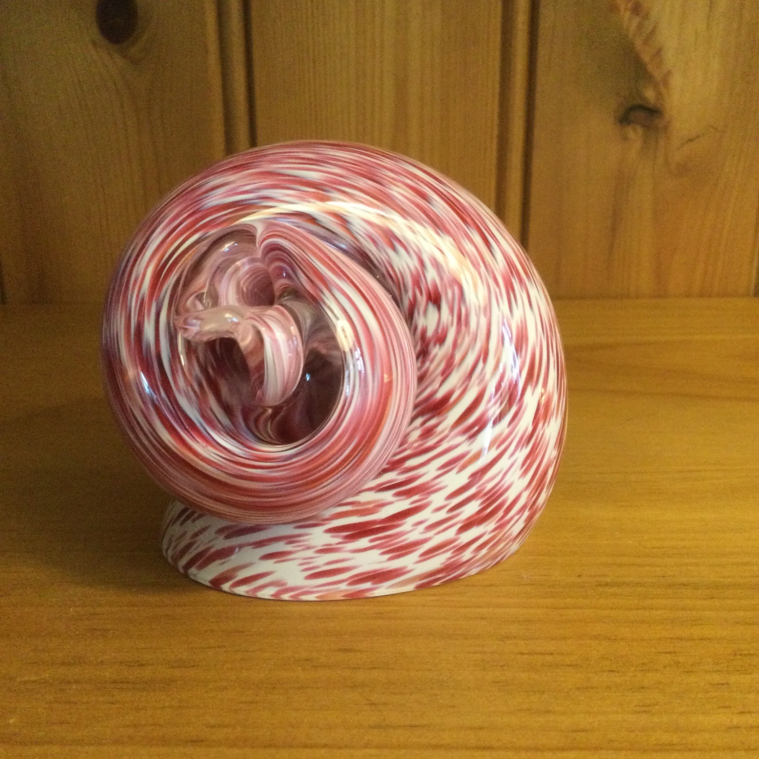 Vintage Wedgwood Art Glass Snail Shell in Dark Pink and White, Mottled ...