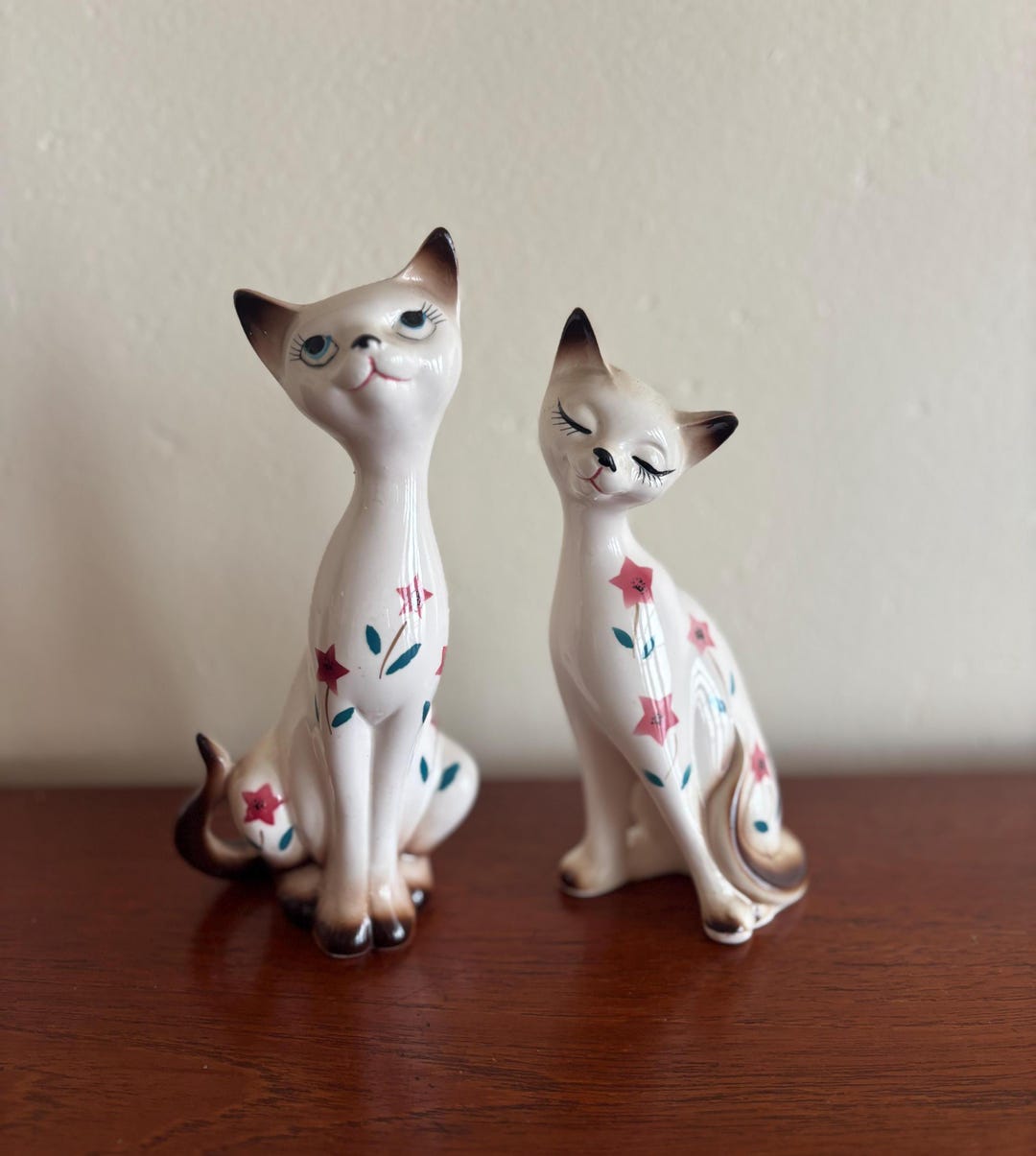 Vintage Pair of Long Neck Cats With Pink Flowers, Ceramic Made in Japan ...