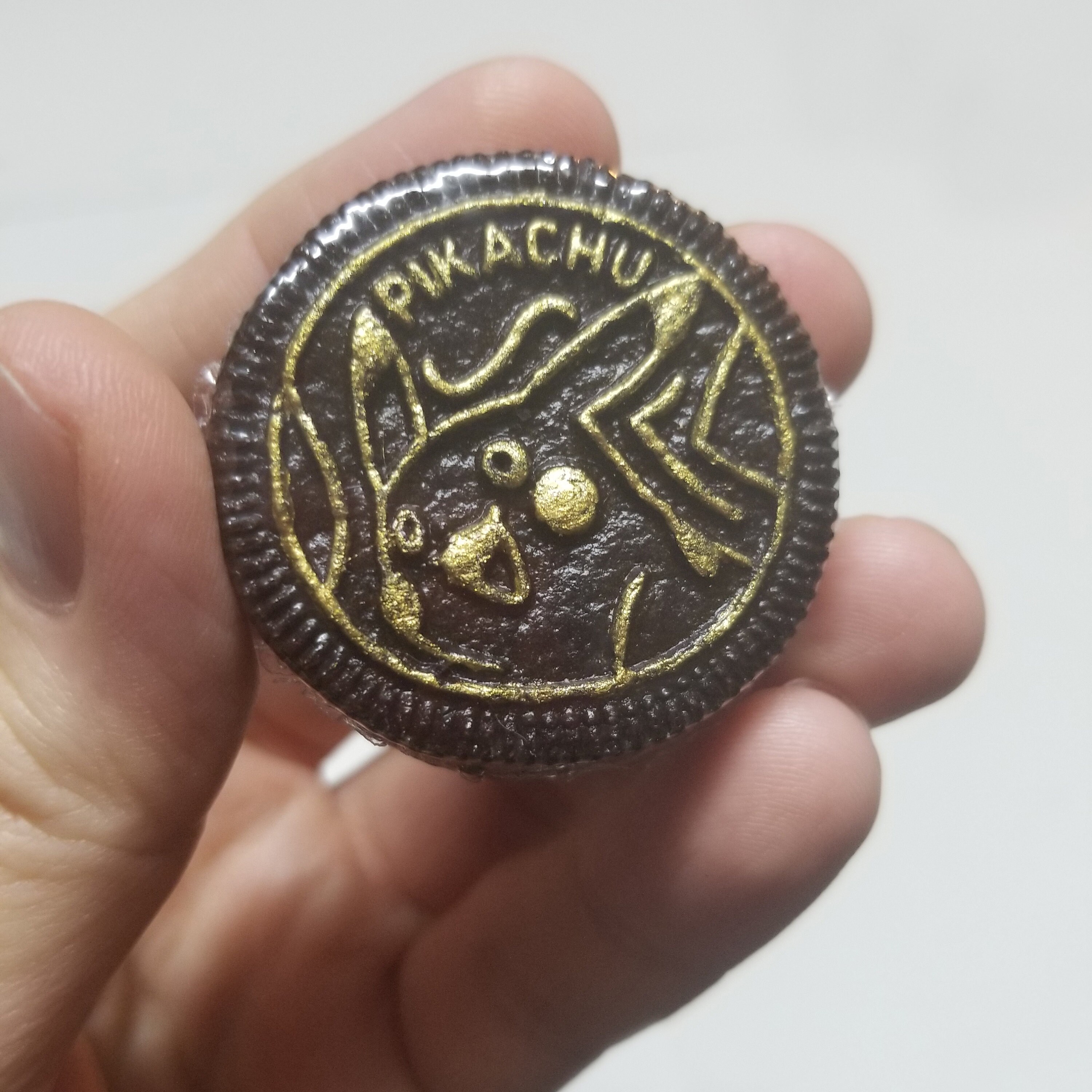 Golden Highlighted Limited Edition Rare Pokemon Oreo Set Including Mew ...