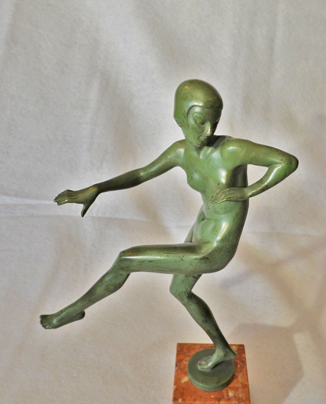 Lovely Art Deco Period Sculpture With Green Patina, Nude & deco Hair ...
