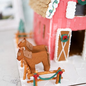 Barn [gingerbread Template] With Horses - Etsy