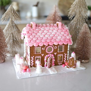 Classic Cottage [gingerbread House Template] – Easy DIY Holiday Decor ...