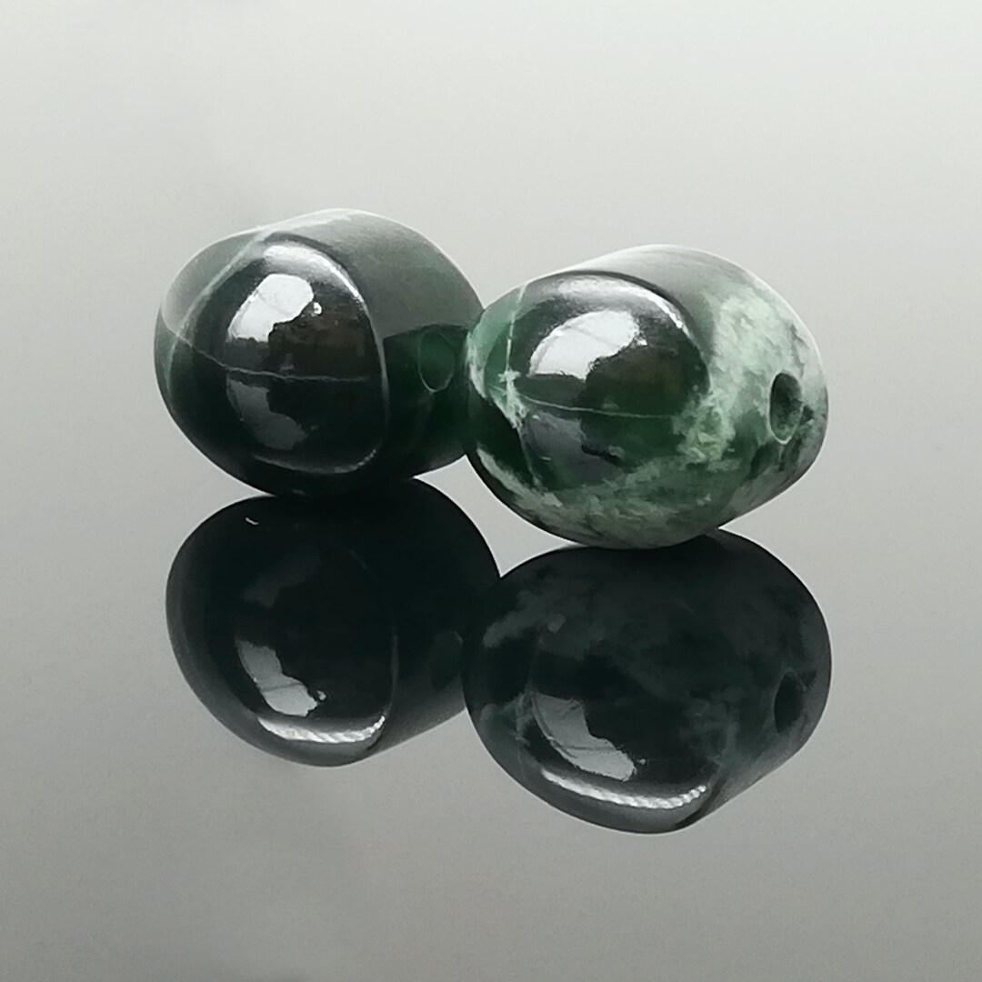 Emerald Jade Cabochons, Black Jade, Emerald Omphacite Cabochons ...