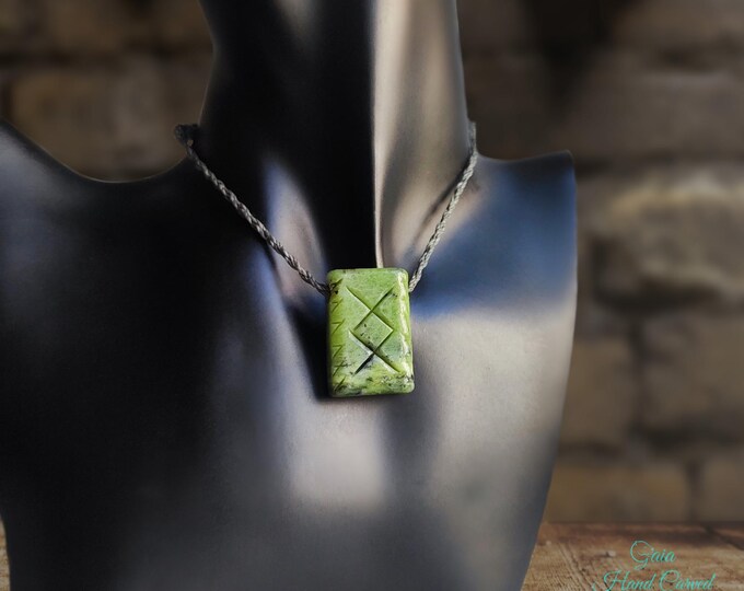 Pingente com runa Inguz, colar com símbolo viking nórdico Ingwuaz ...