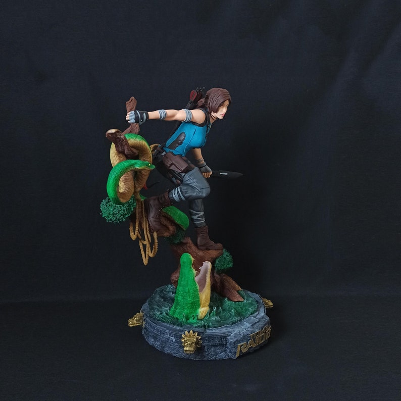Tomb Raider Lara Croft Tomb Raider Figure Lara Croft Statue Collectible ...