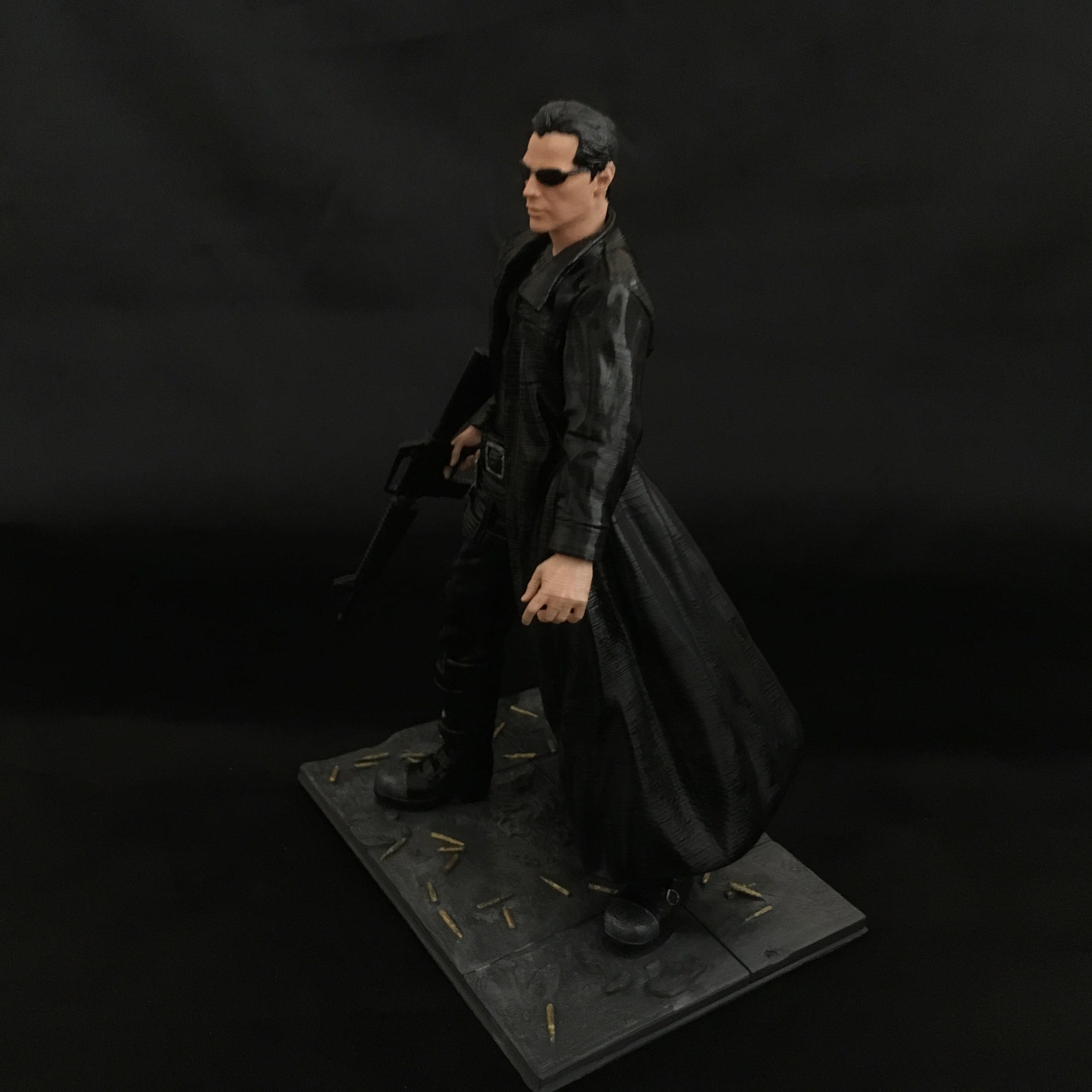 Matrix Neo Figure | Matrix Statue | Keanu Reeves Statue | Matrix ...