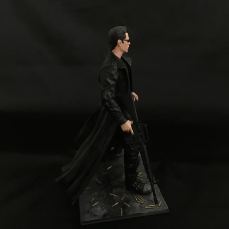 Matrix Neo Figure Matrix Statue Keanu Reeves Statue Matrix Reloaded ...