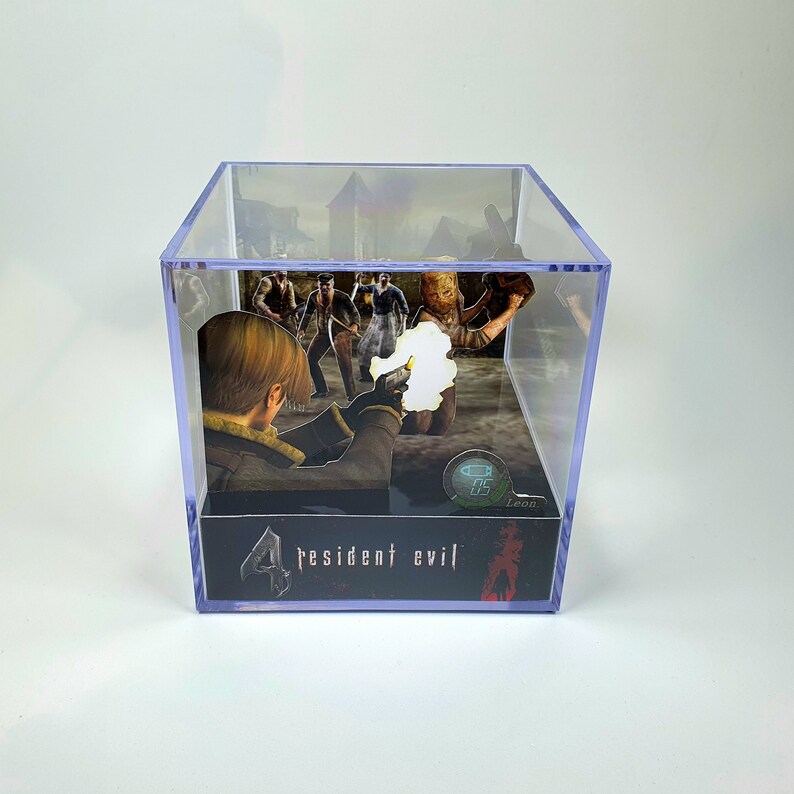 Resident Evil 4 Leon S. Kennedy in El Pueblo Diorama Cube - Etsy