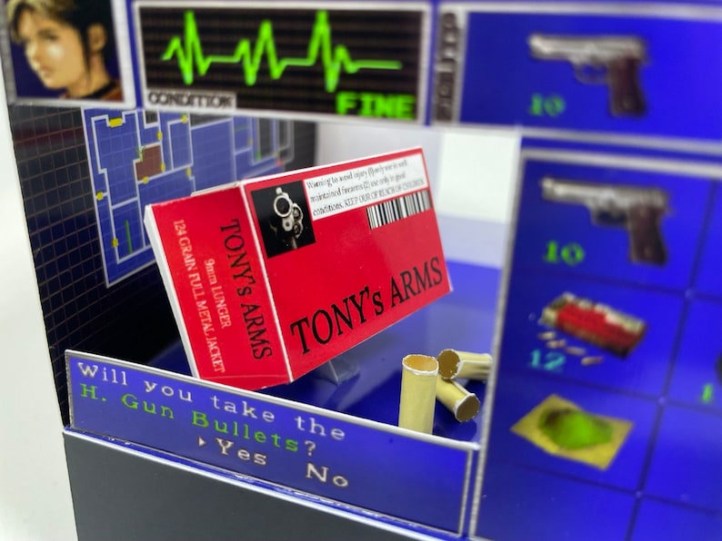 Resident Evil 2 Claire Redfield Inventory Screen Diorama - Etsy