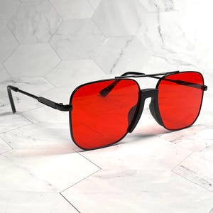Aviators Red Black Square 70s Black Metal Brow Bar Frame Aviator ...