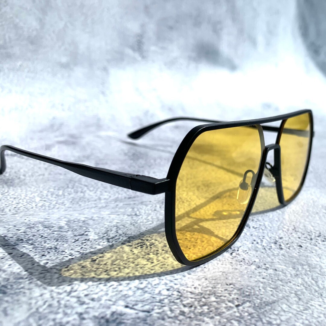 Yellow Black Aviator Sunglasses Blocker Lense 70s Black Metal Frame ...
