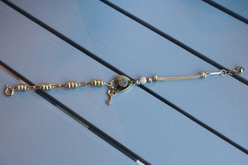 14k Solid Gold Bracelet With Key of Heart Charm - Etsy