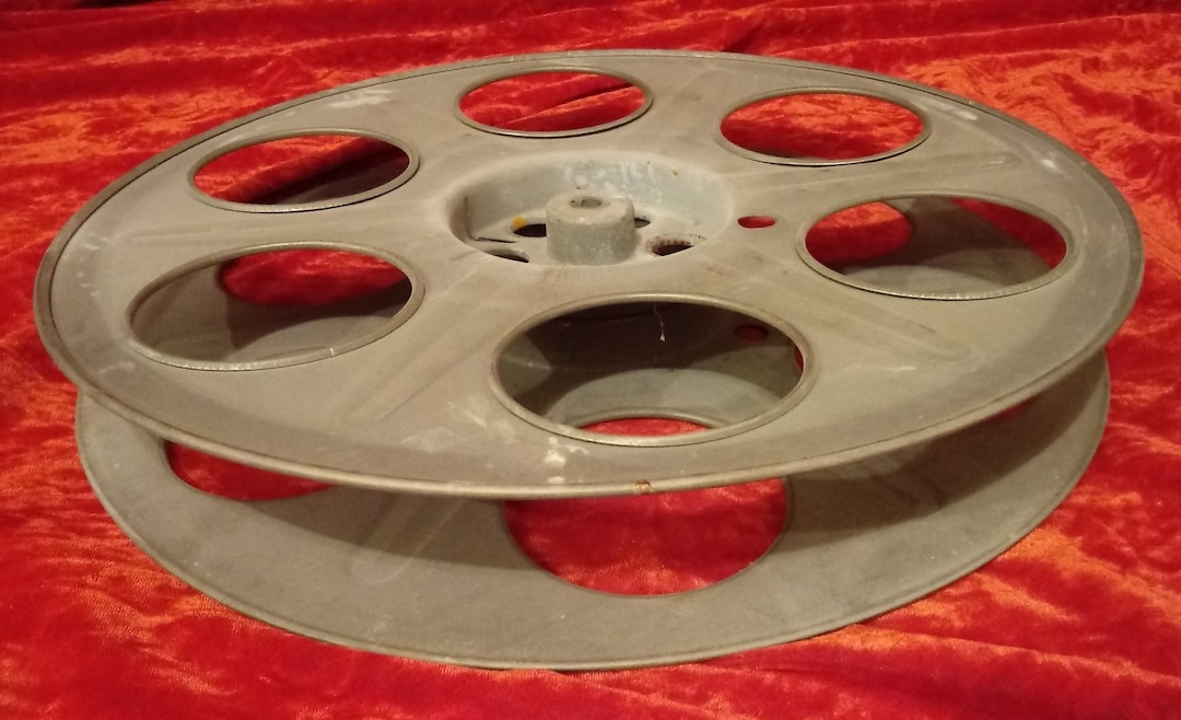 LARGE 35mm Vintage Industrial Film Reel Movie Theatre Memorabilia Man ...