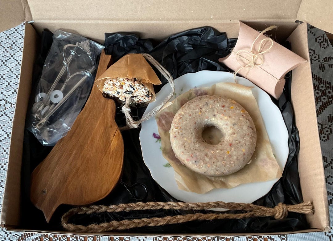 Winter Hamper Wild Bird Feeding Gift Box - Etsy UK