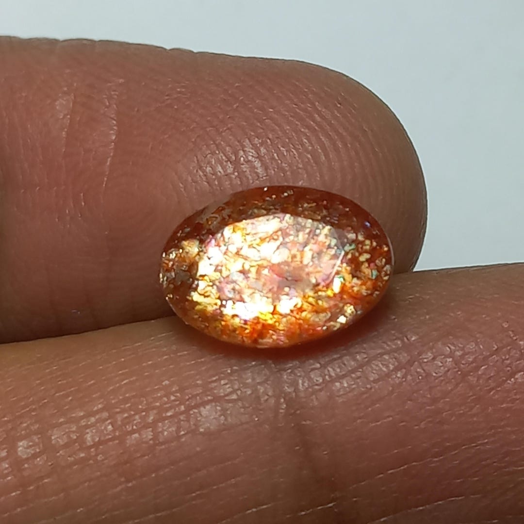 Confetti Sunstone Gemstone: Sparkle Faceted Oval, 3.10 Carat - Etsy