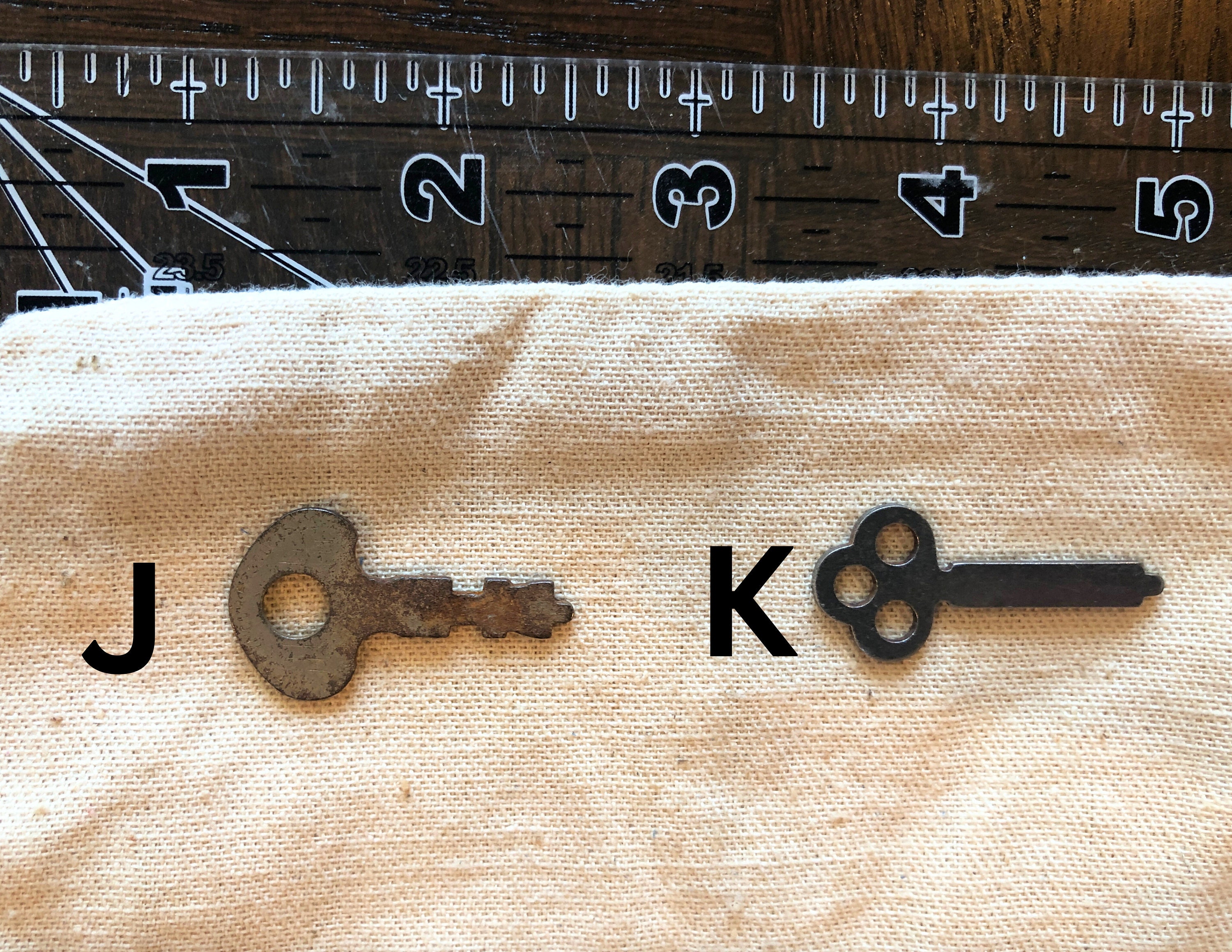 Antique Flat Keys - Small (group 2) - Etsy