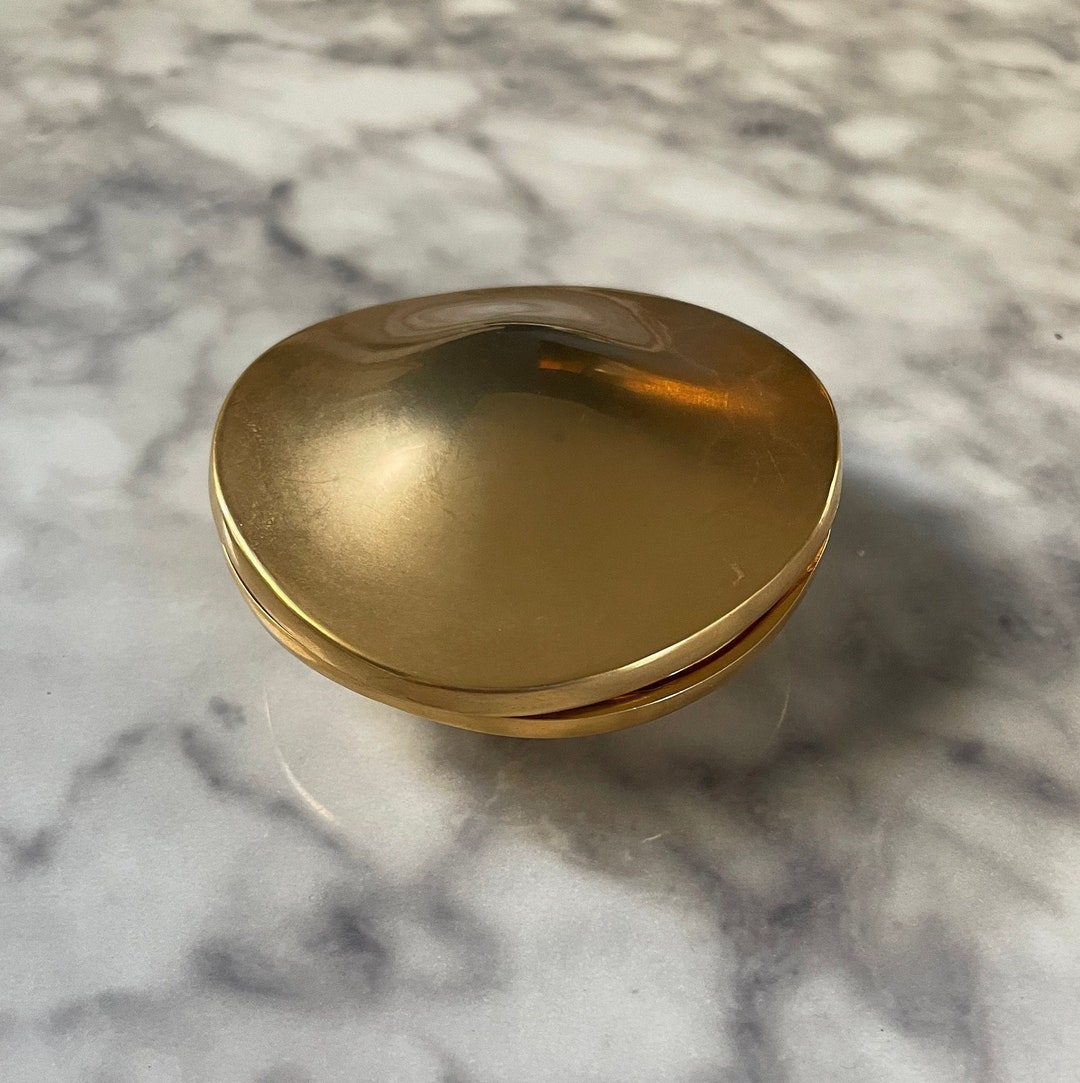 Robert Lee Morris Clam Shell Compact and Mirror- Vintage - Etsy