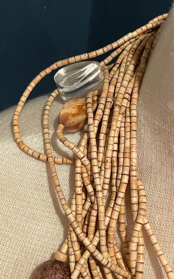 GERDA LYNGGAARD Monies Coconut Shell Carved Horn Luci… - Gem