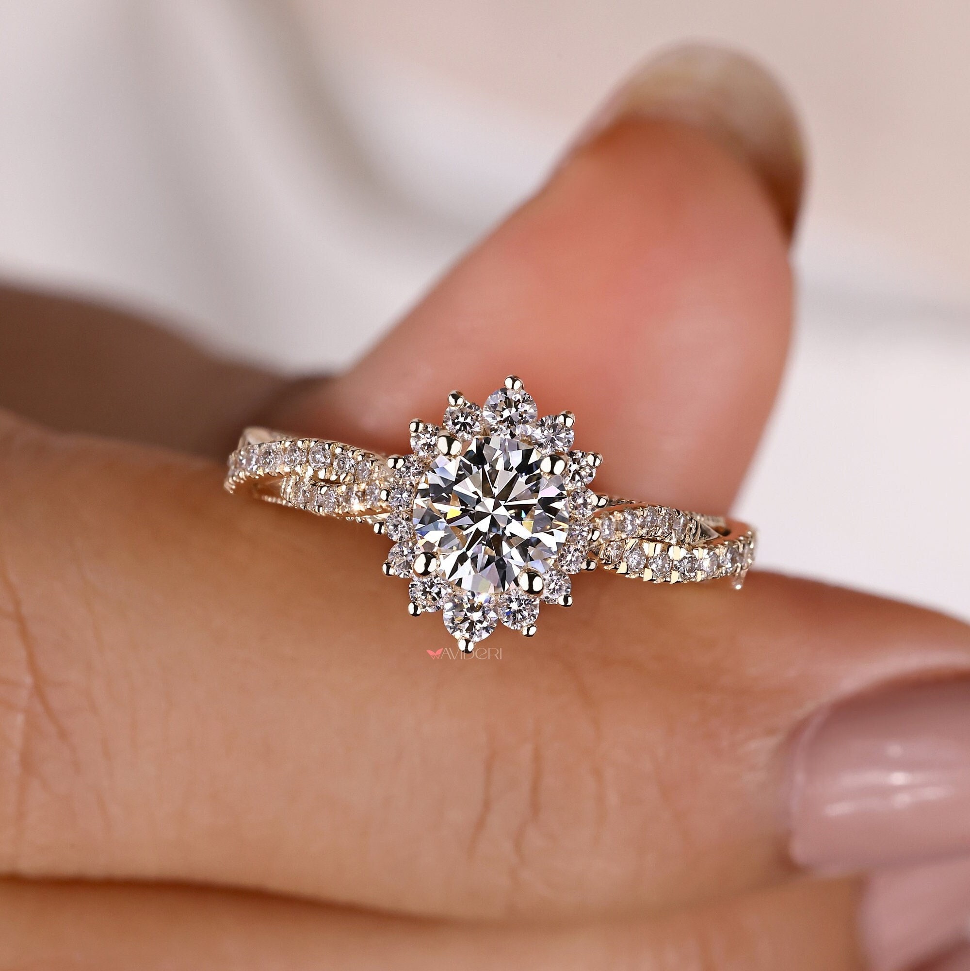 Sunburst Halo Verlobungsring fur Frauen Rundschliff Diamant Ring gedrehter Pave Bandring WeiB Rose Gelbgold Schmuck von Avideri Etsy