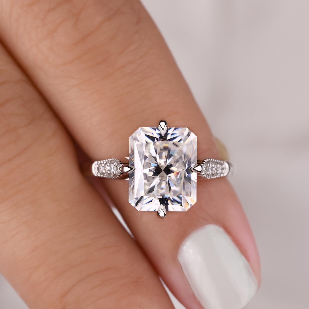 3.83 CT Brilliant Radiant Cut Colorless Moissanite Ring, Compass Set ...