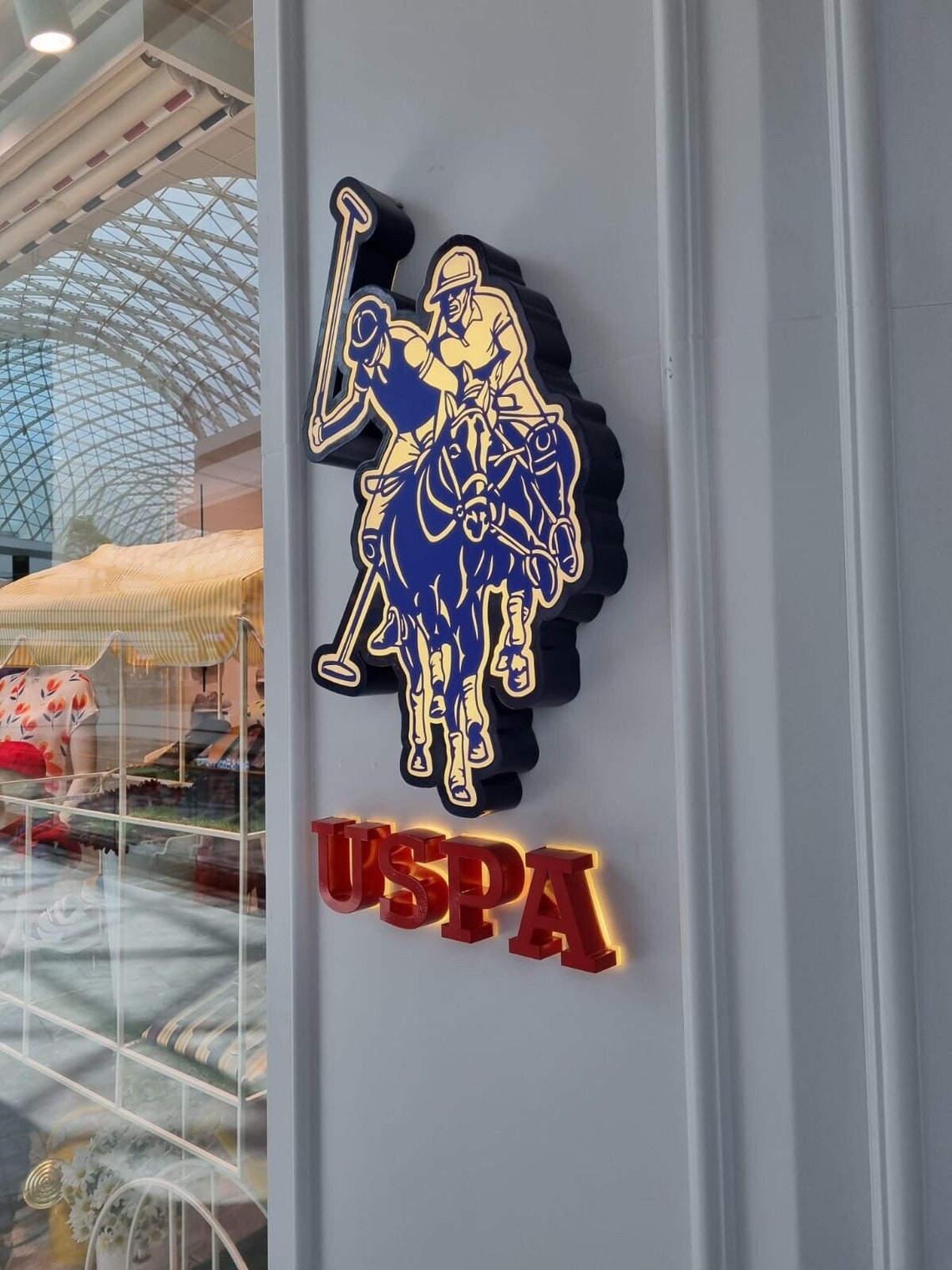 Light Box, Brand Sign, Illuminated Sign, Backlit Box Sign, Restaurant ...