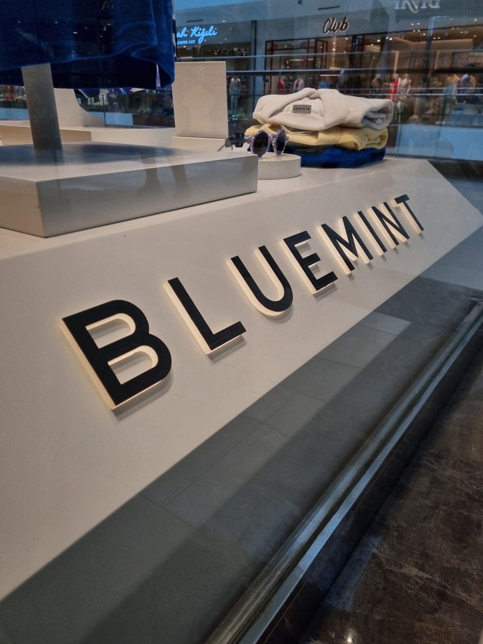 Outdoor Business Custom Led Sign, Backlit Stainless Steel 3D Letter ...