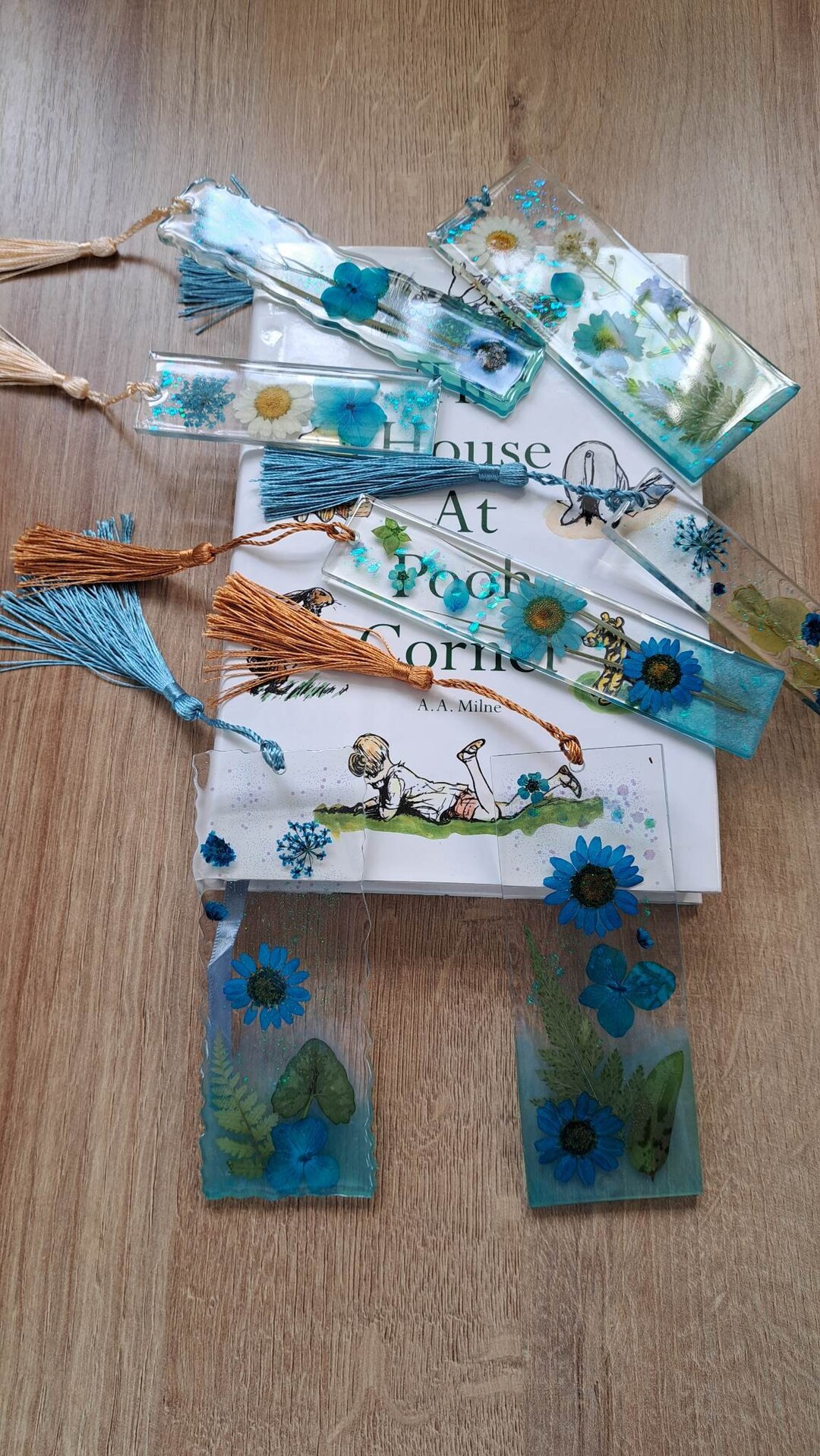 Unique Epoxy Resin Bookmarks With Real Flowers and Glitter - Etsy UK