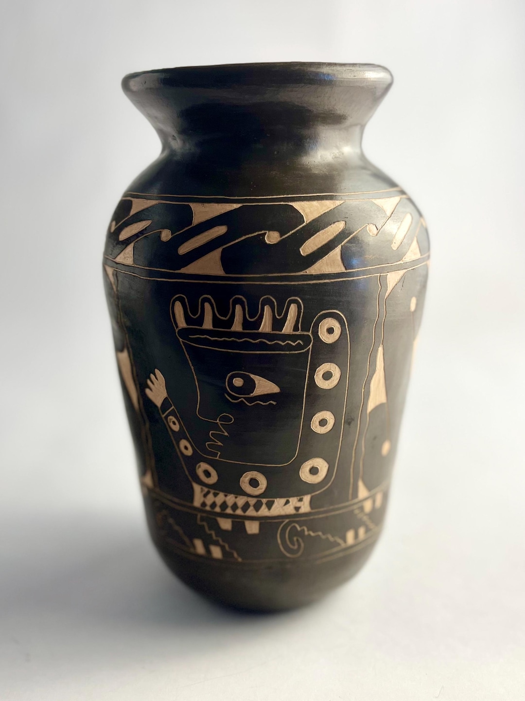 Sgraffito Chorotegan Etched Pottery Vase – Guaitil, Costa Rica - Etsy