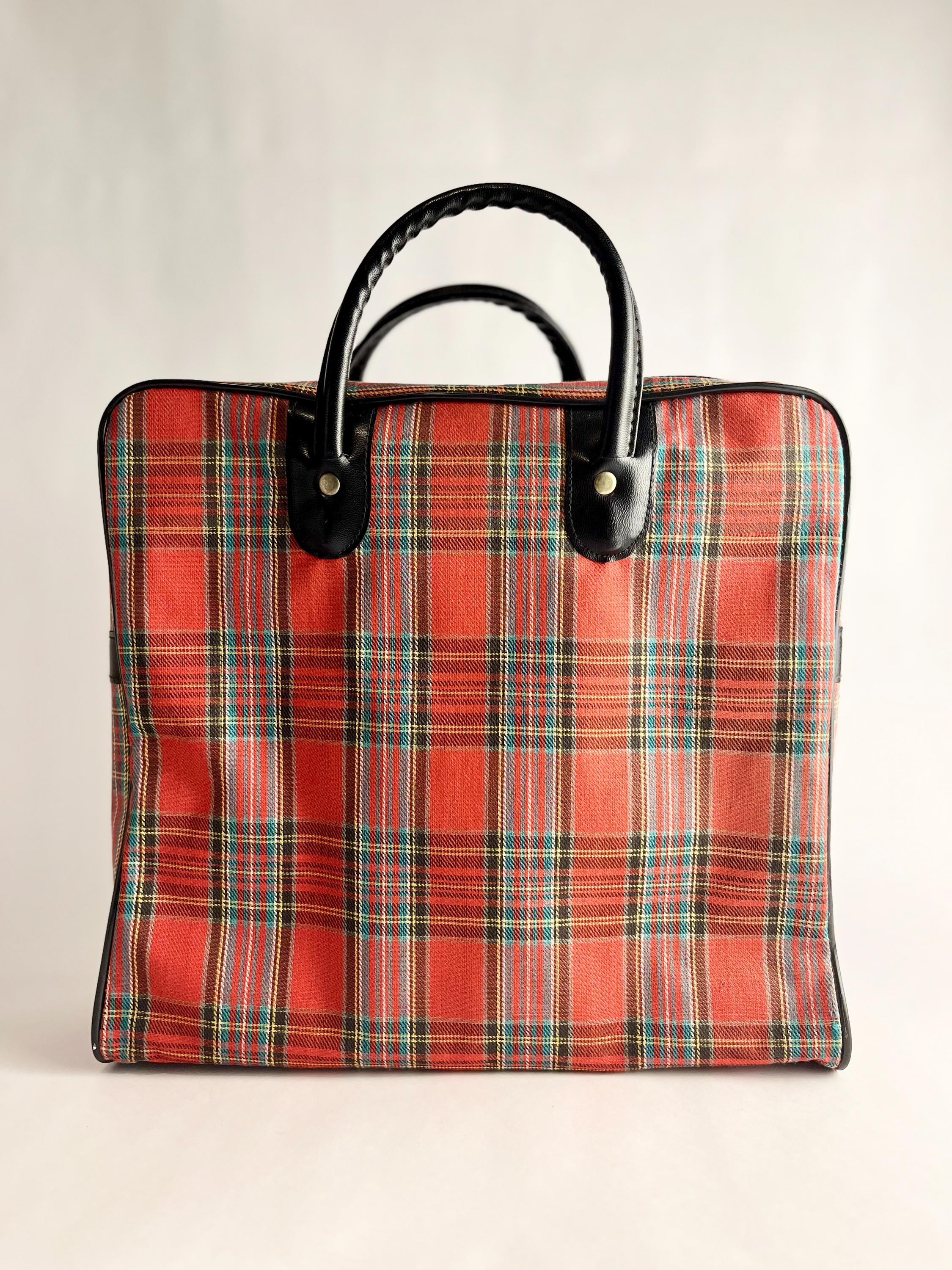 Complete 1960s-70s Red Plaid Aladdin Ala-diner Outing Kit – Picnic ...