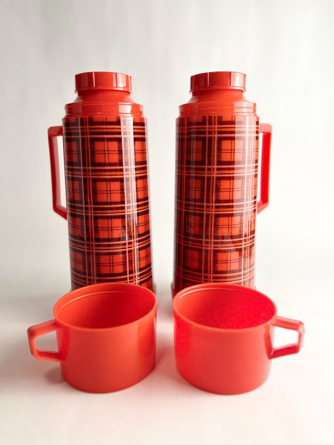 Complete 1960s-70s Red Plaid Aladdin Ala-diner Outing Kit – Picnic ...
