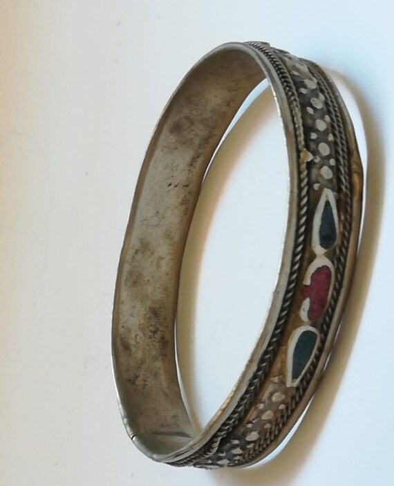 Ancient vintage silver color - Gem