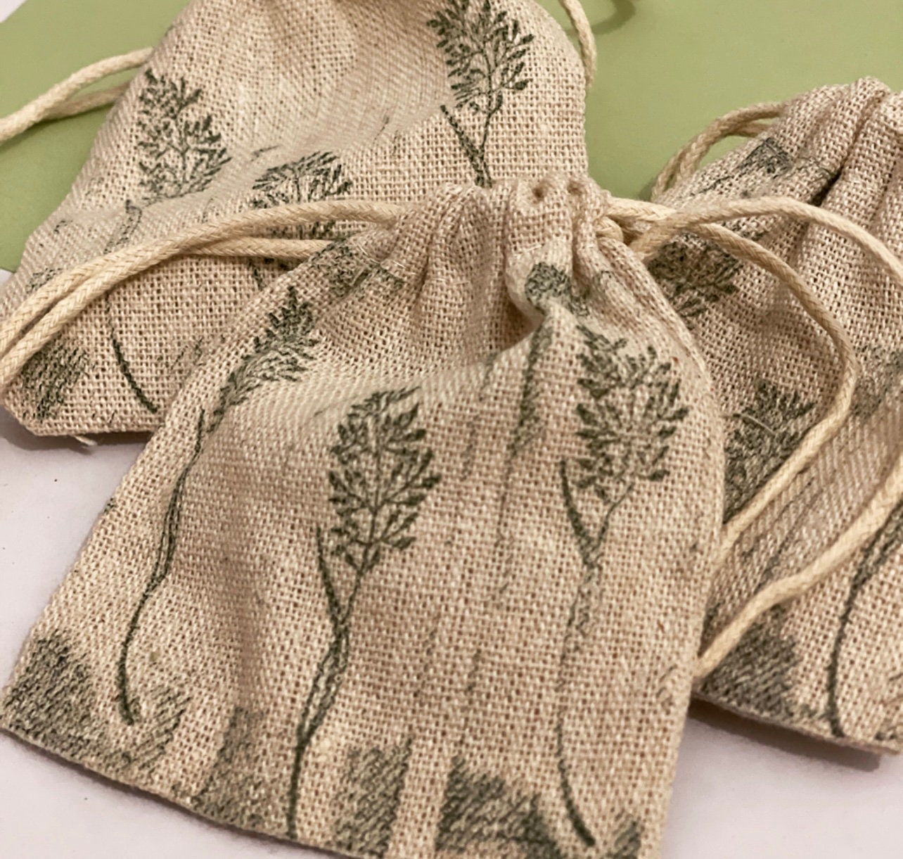 Mini Hessian Bags (hyssop Print) Mini Jute Bags - Party Favour Bags ...