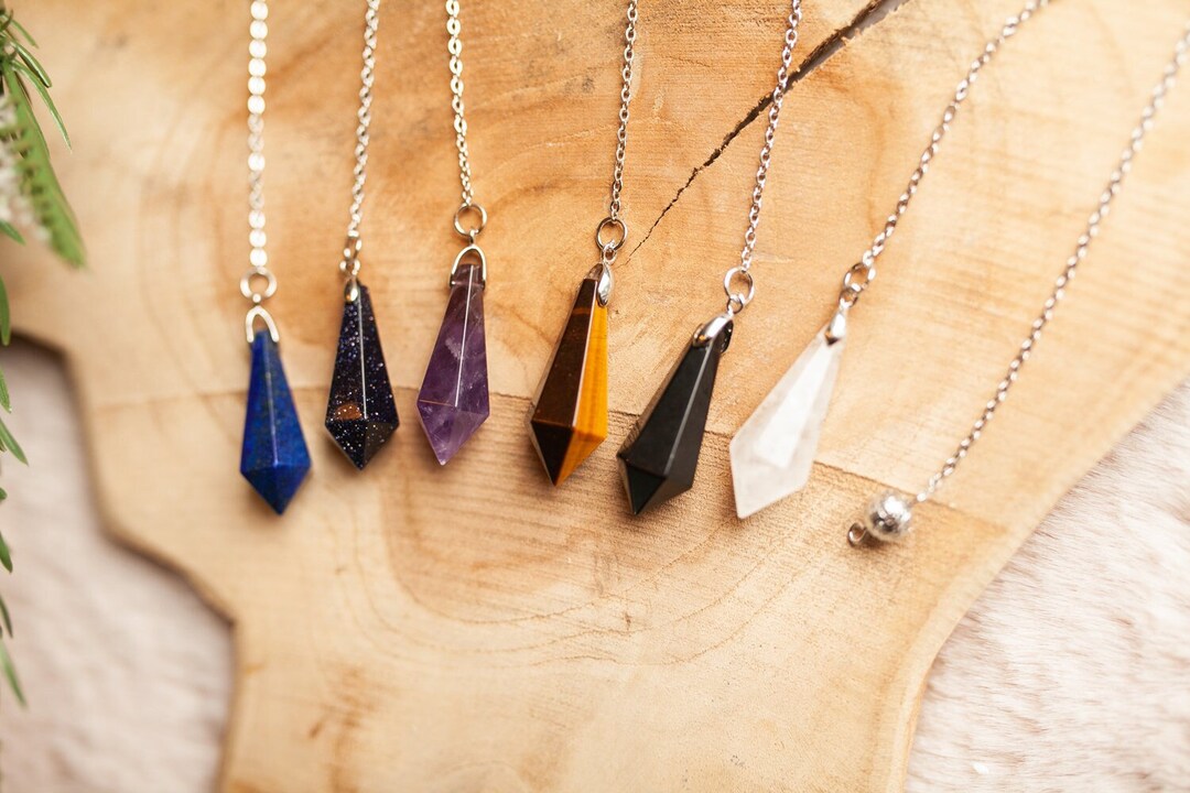 Divination Pendulum in Rock Crystal, Rose Quartz, Black Onyx, Tiger's ...