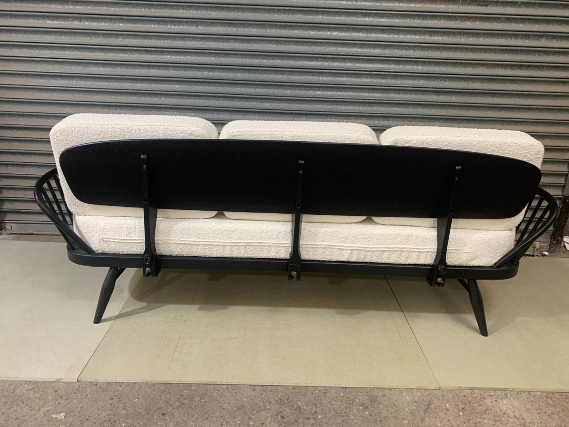 Ercol Studio Couch/ Daybed Beautifully Restored - Etsy UK