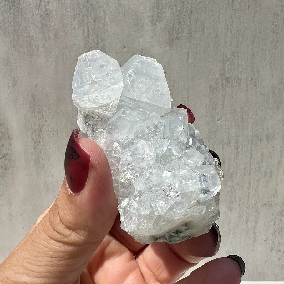 Diamond Apophyllite Specimen: Raw Crystal Cluster With Rainbow ...