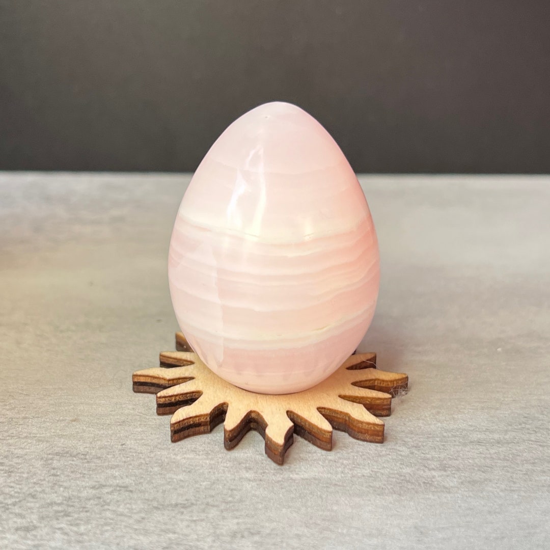 Pink Mangano Calcite Egg Carving With Beautiful Banding | UV Reactive ...