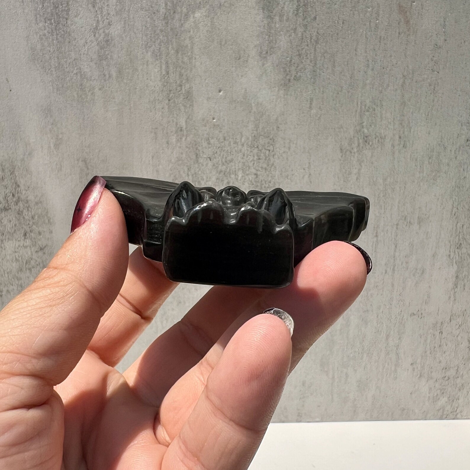 Silversheen Obsidian Gargoyle Carving *SMALL CHIP* | Halloween Decor ...