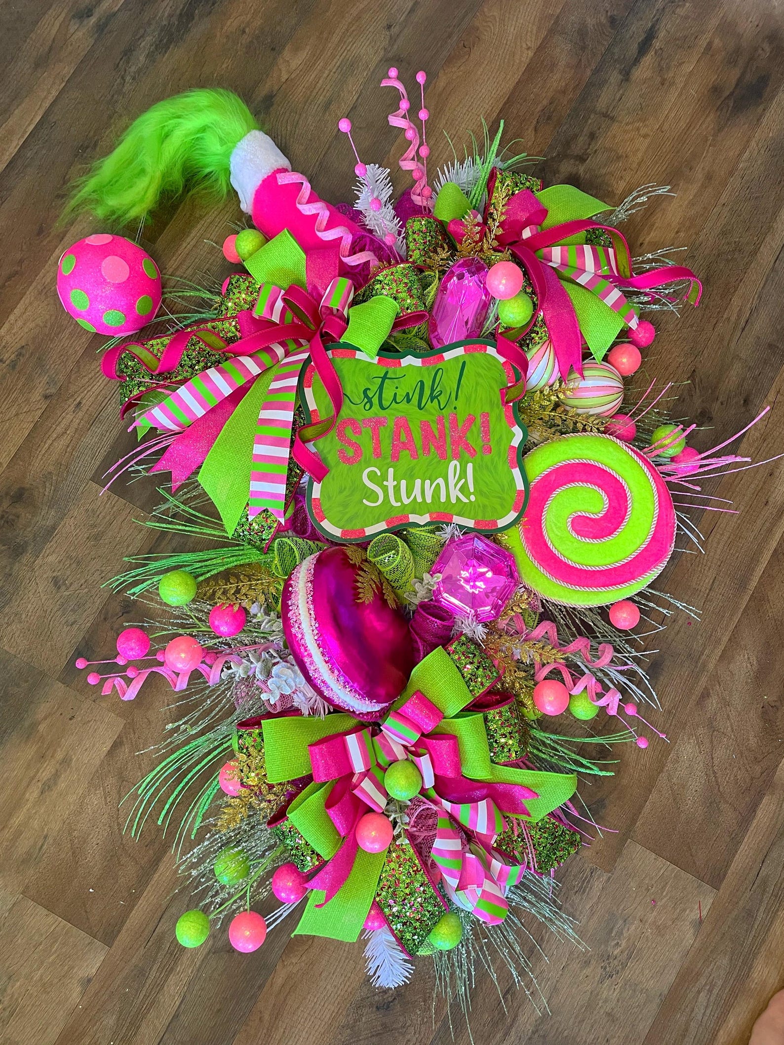 XL Pink and Green Grinch-mas Wreath Swag - Etsy