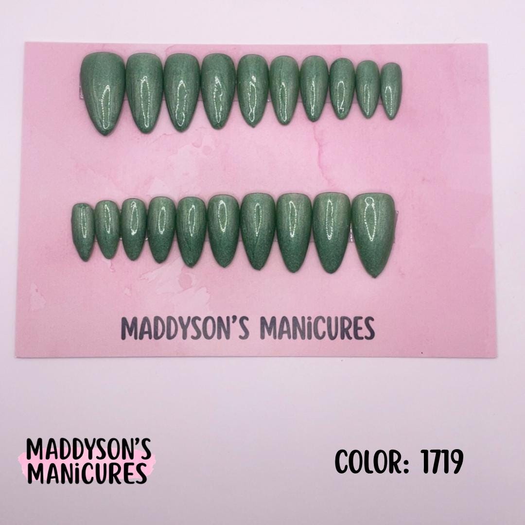 Holo Green Press-on Nails | Hand Painted Press on Nails | 30+ Shape ...