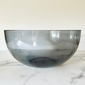 Guzzini Acrylic Punch Bowl Set. Smoke Gray Acrylic. Bowl and 8 Cups ...