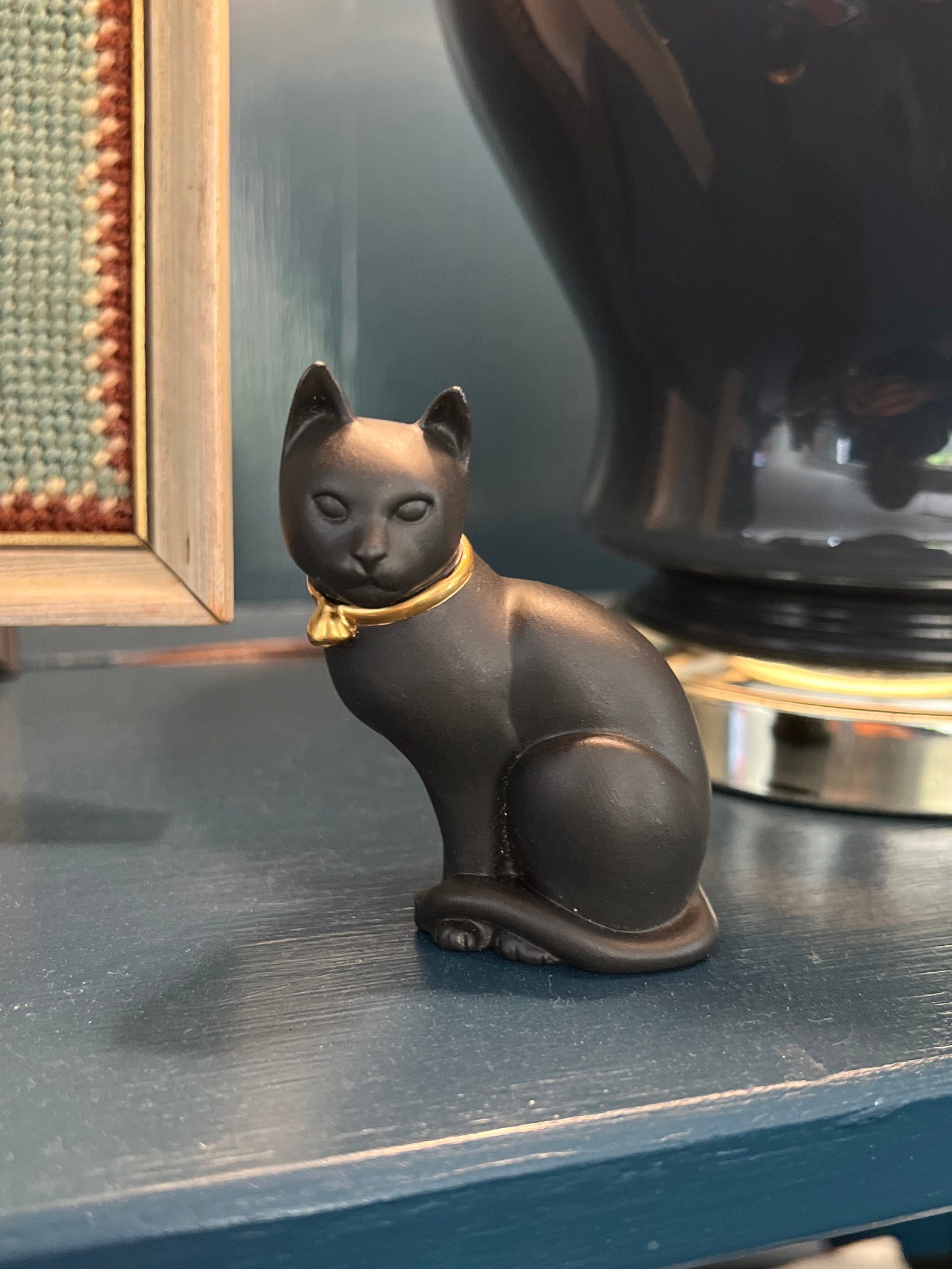 1988 Franklin Mint Black Basalt Curio Cabinet Cat. Vintage - Etsy