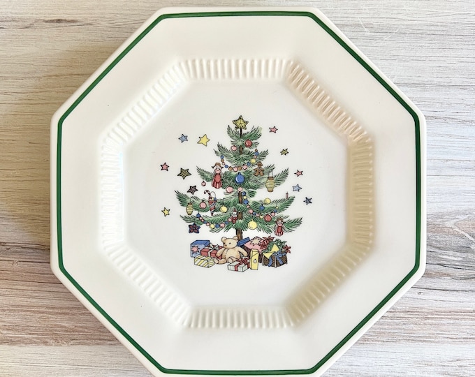 Nikko Christmastime Salad Plates. Christmas Dishes. Collectible ...