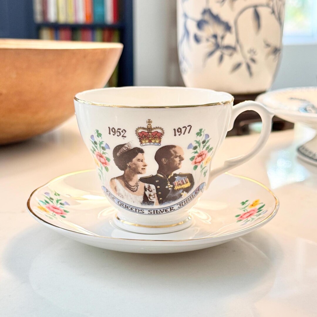 Queen Elizabeth II Silver Jubilee Tea Cup and Saucer - CB & GK Bone ...