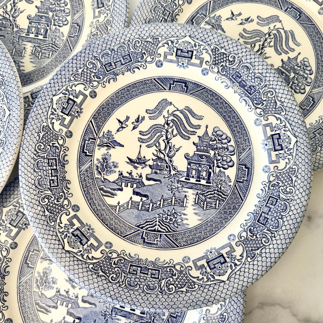 Blue Willow Dinner Plates - EIT English Ironstone Transferware - Set of ...
